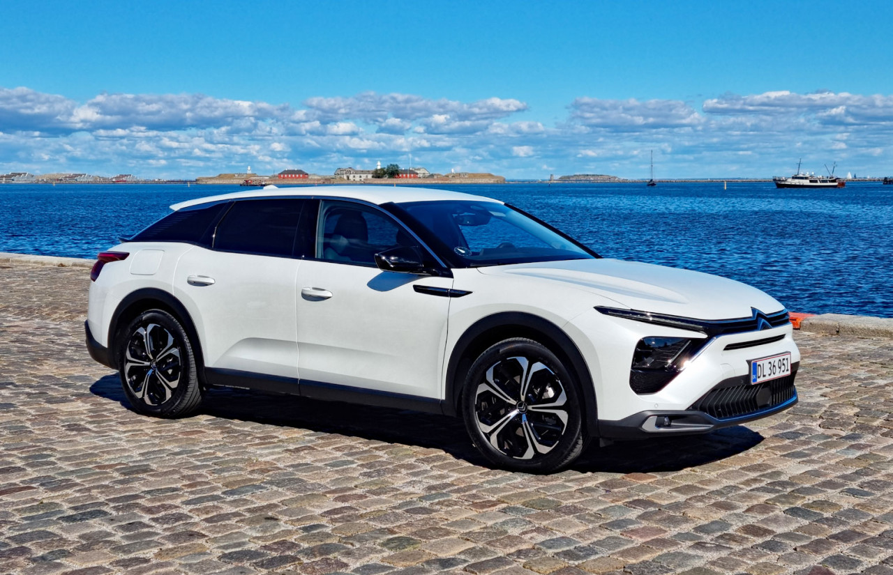 Citroën C5 X PHEV: Sæt X hér - hvis kørekomfort er nummer ét - EasyBlog